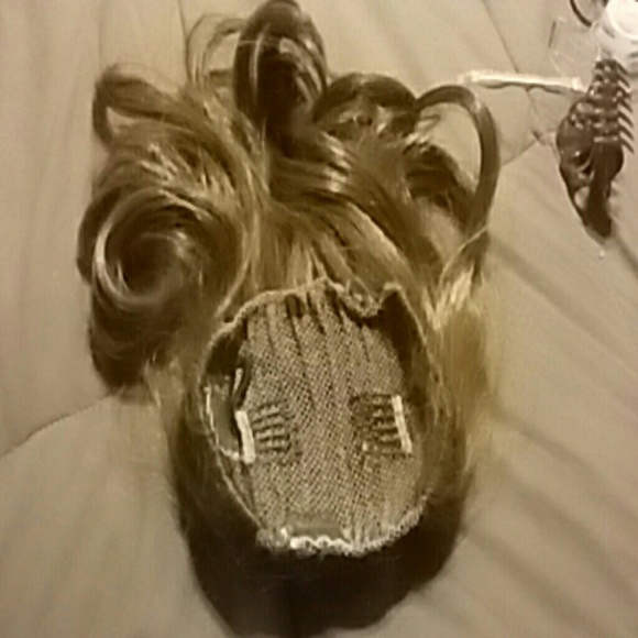 omavi | Accessories | Lite Auburn Crown Piece | Poshmark